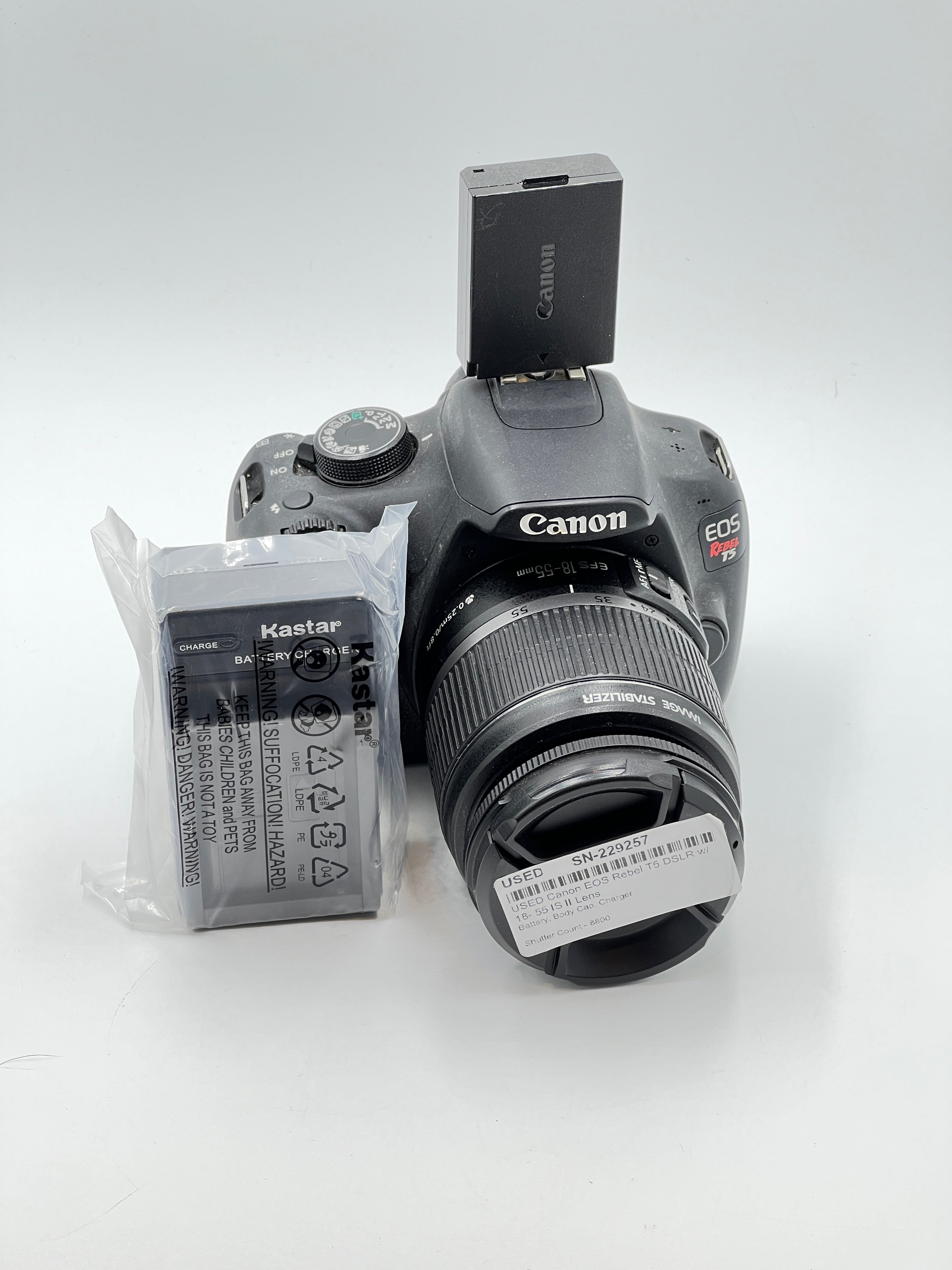 USED Canon EOS Rebel T5 DSLR w/18- 55 IS II Lens